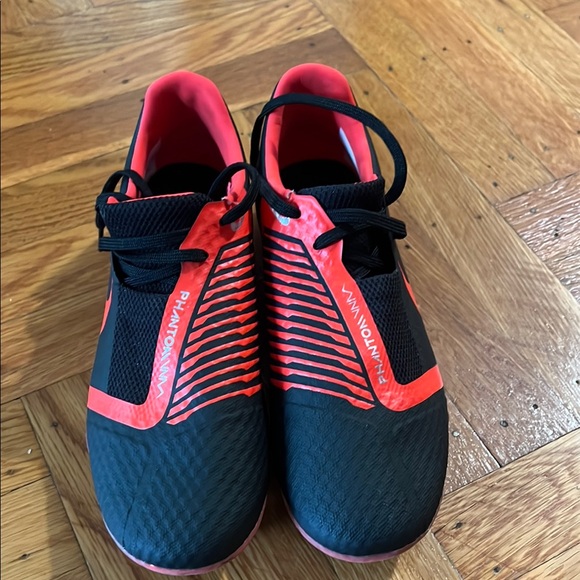 Nike | Shoes | Nike Phantom Venom Soccer Cleats Mens Us 7 | Poshmark